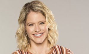 Know About Sara Haines; Age, Husband, Family, Salary, Net Worth