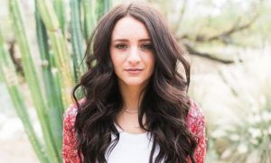 Kayla Varner (Bryce Harper’s Wife) Wiki; Family, Baby, Net Worth