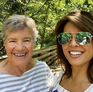 Loni Coombs; Bio, Family, Sister, Husband, Oxygen, Net Worth, Facts