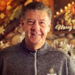 Bill Michaels Wiki; Wife, Married, Family, Show, Age, Bio, Now, Facts